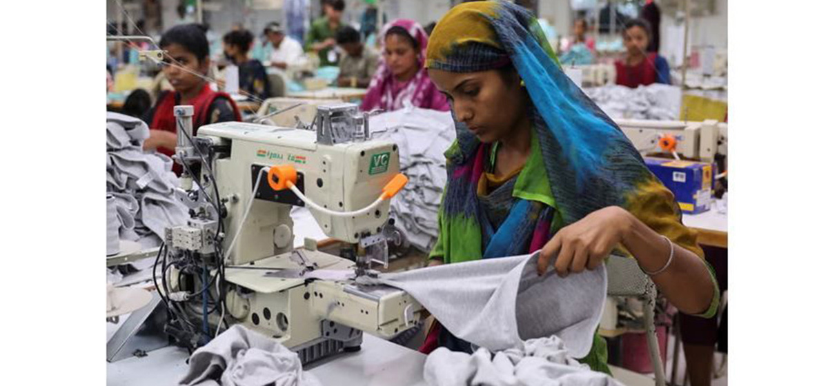 भारतका लाखौं श्रमिक रोजगारी गुम्ने त्रासमा | Nagarik News