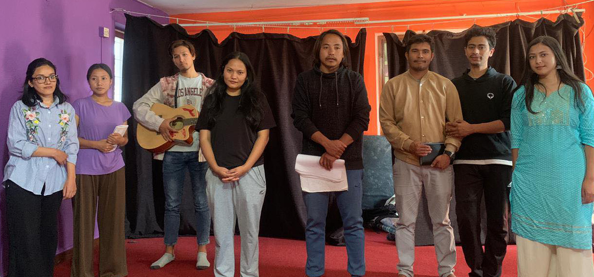 मानिस हराएको सूचना प्रदर्शन हुँदै | Nagarik News